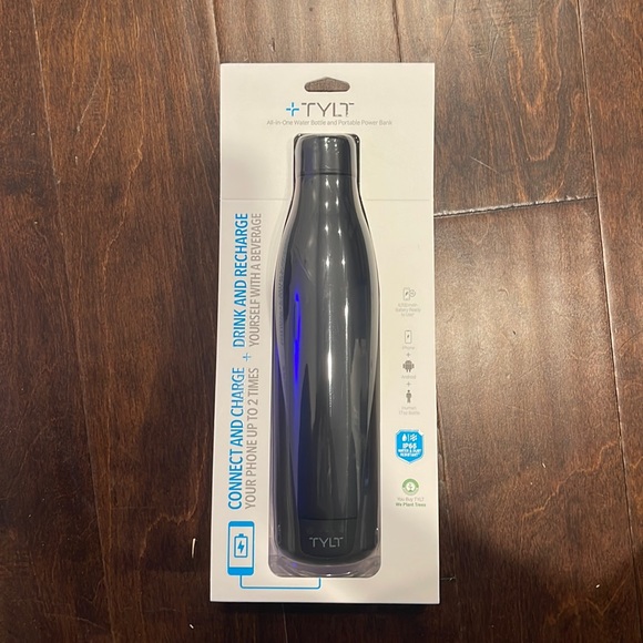 TYLT | Dining | Tylt Water Bottle And Portable Charger | Poshmark